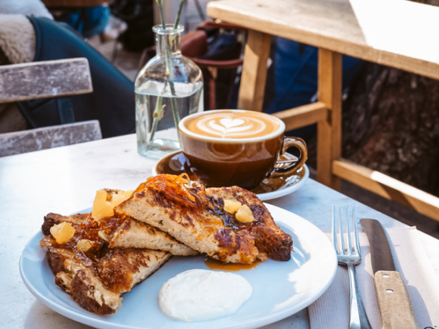 The best French toast in Amsterdam // Your Little Black Book